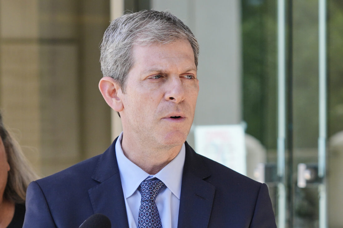 Justice official meets with Epstein’s imprisoned former girlfriend | News, Sports, Jobs - The ...